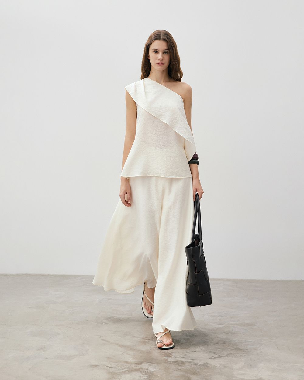 Ivory One-Shoulder Set – Nosbyn