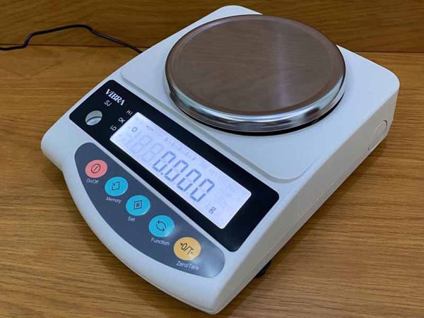 Cân điện tử 620g/0.001g ViBra SJ623 (Cân vàng)