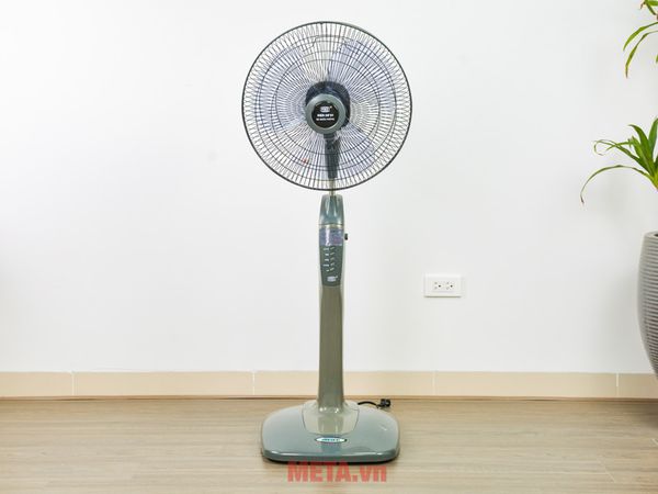 Quạt đứng điều khiển từ xa Điện Cơ 91 QĐ-KMA