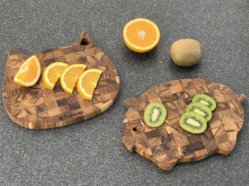 Thớt thái gỗ Teak đầu cây Kaiyo hình con heo DC-HEO