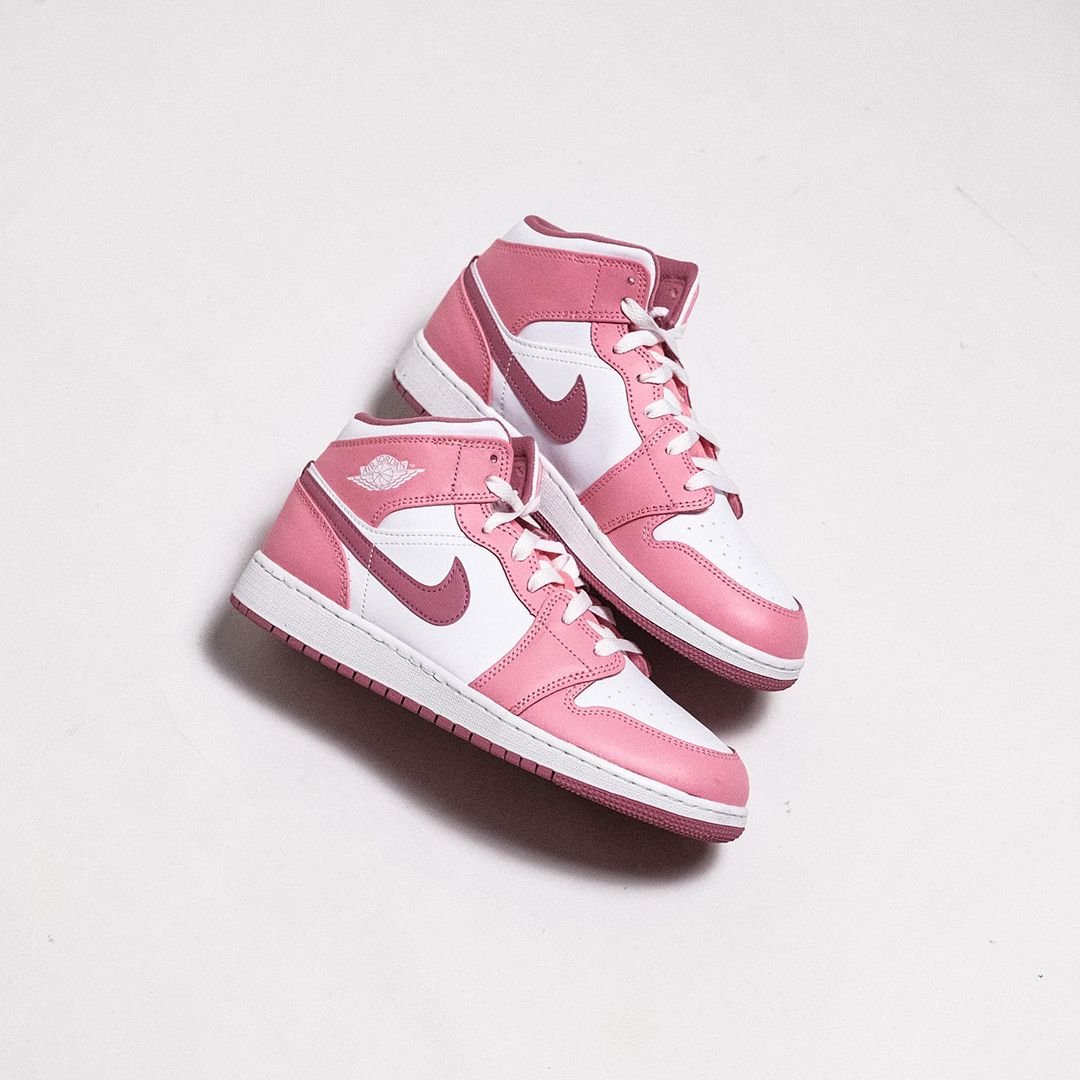Giày Nike Air Jordan 1 Mid GS Coral Pink DQ8423-616 - Deestore.vn