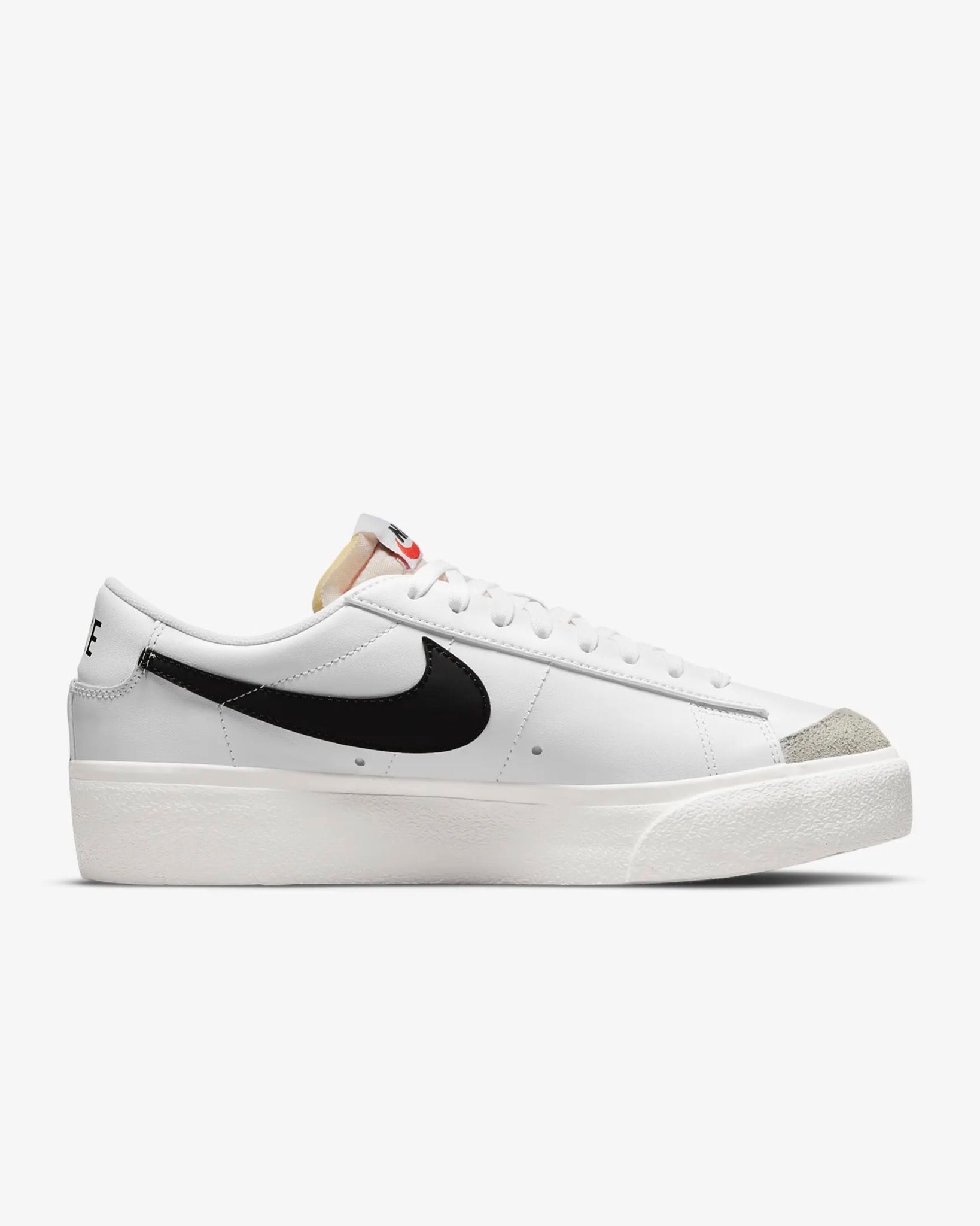 Giày Nike Blazer Low Platform White Black DJ0292-101 - Deestore.vn