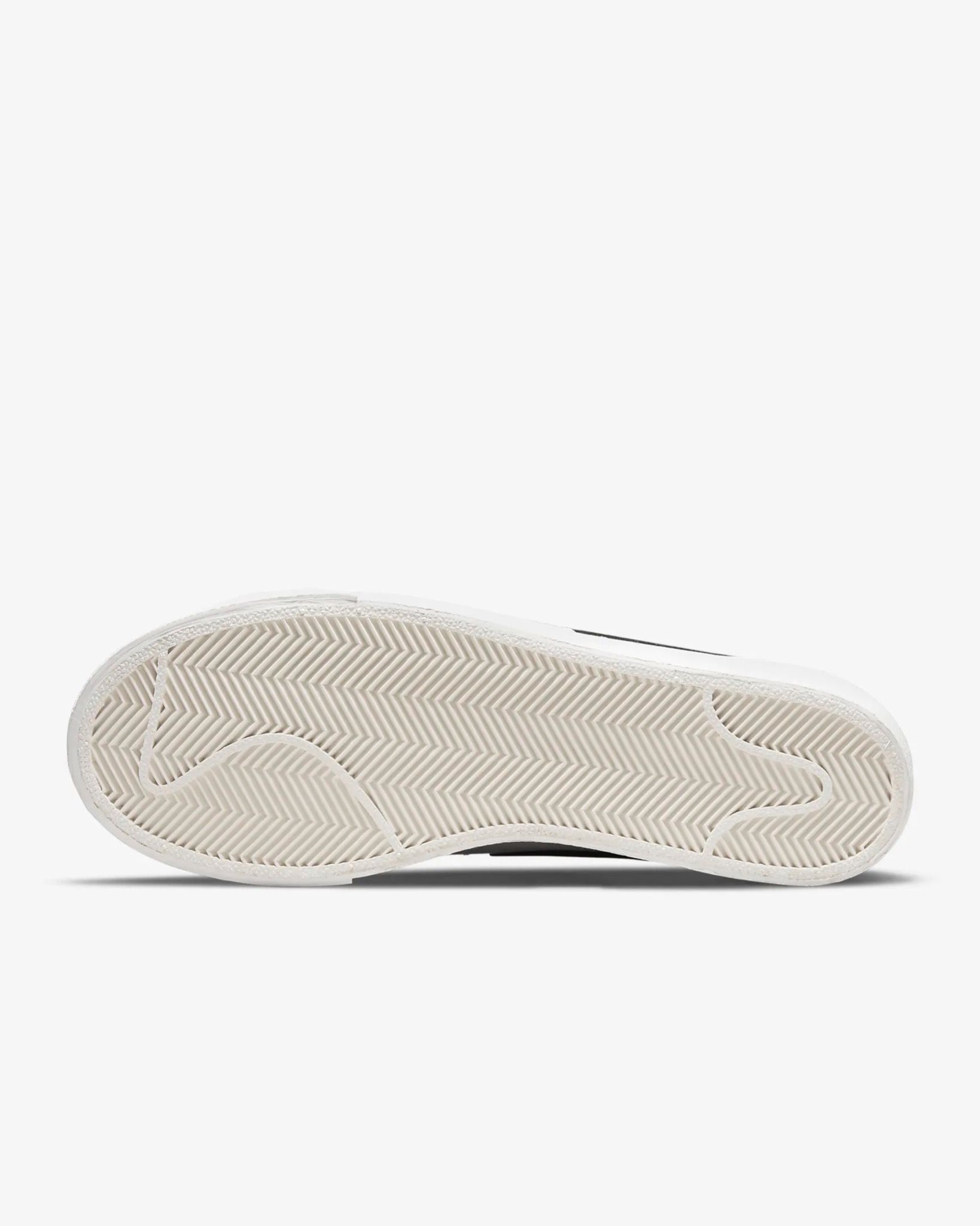 Giày Nike Blazer Low Platform White Black DJ0292-101 - Deestore.vn