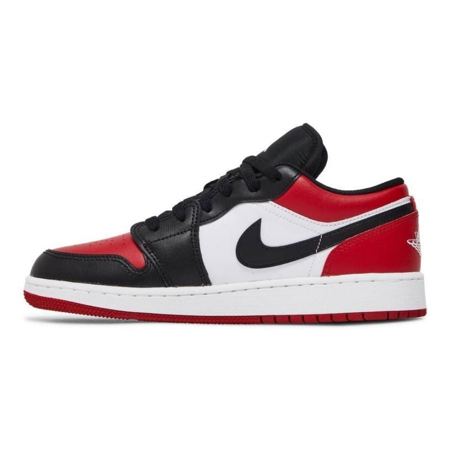 Giày Nike Air Jordan 1 Low Bred Toe (GS) 553560-612 - Deestore.vn