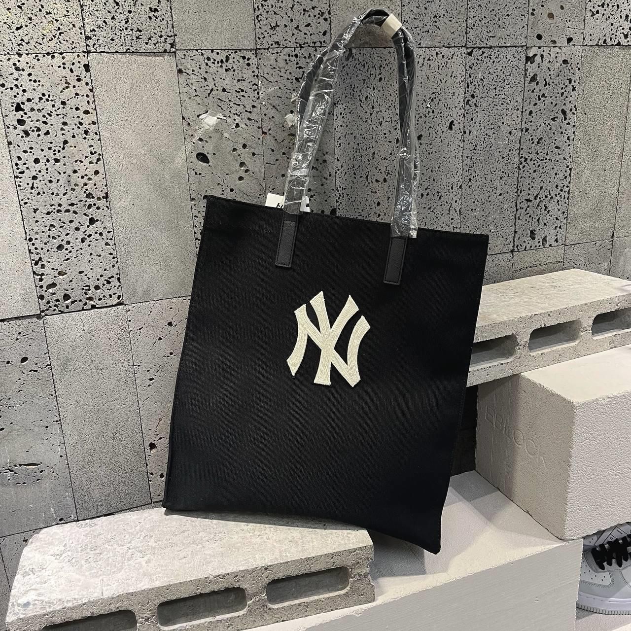 Túi MLB Canvas Tote Bag New York Yankees 3AORM022N-50BKS - Deestore.vn