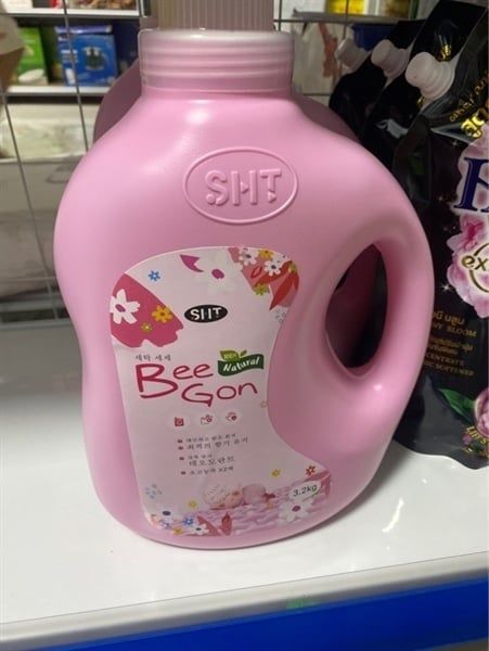 Nước giặt cao cấp BeeGon 3.2KG (hồng,Xanh, Tím) – Cửa hàng mẹ và bé topmom