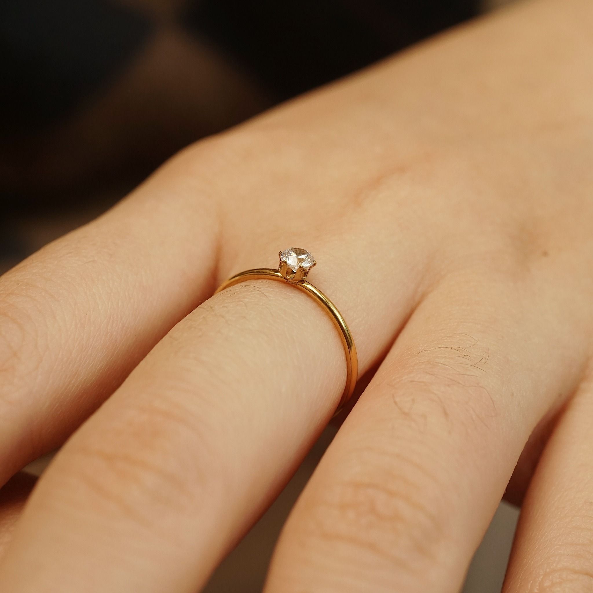 6 PRONG STONE RING L I T H E R A P Y