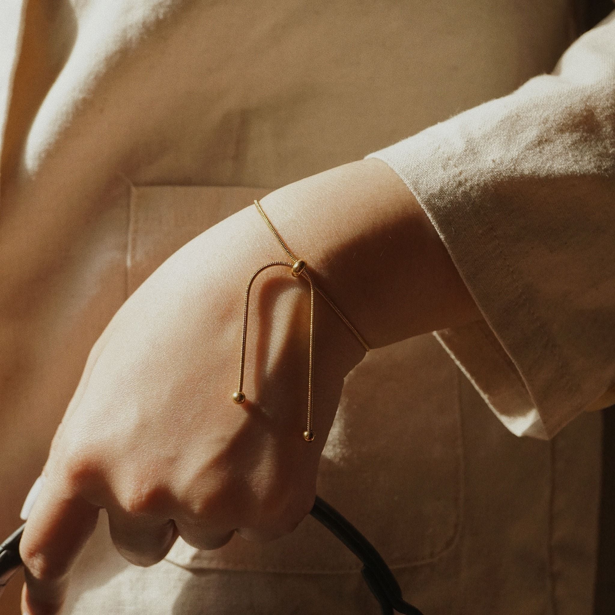 DRAWSTRING BRACELET L I T H E R A P Y