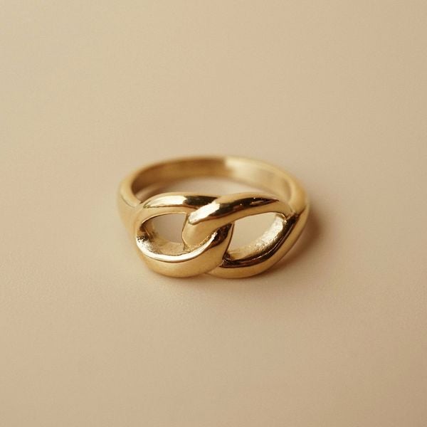 Rings L I T H E R A P Y