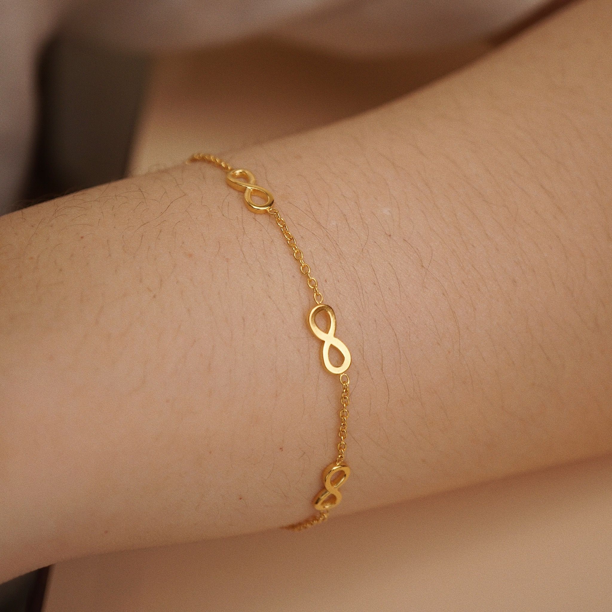 INFINITY ENDLESS BRACELET L I T H E R A P Y