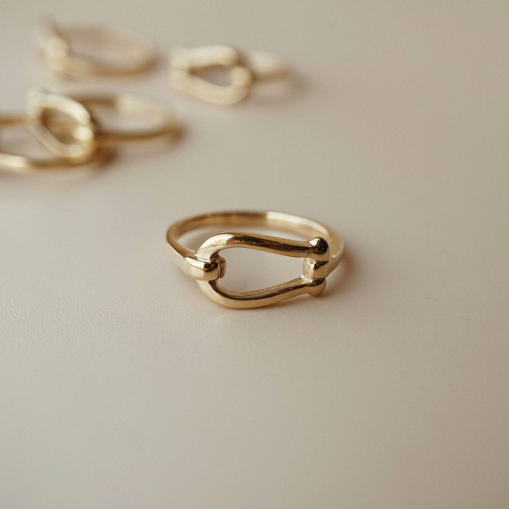 SLIP KNOT RING L I T H E R A P Y