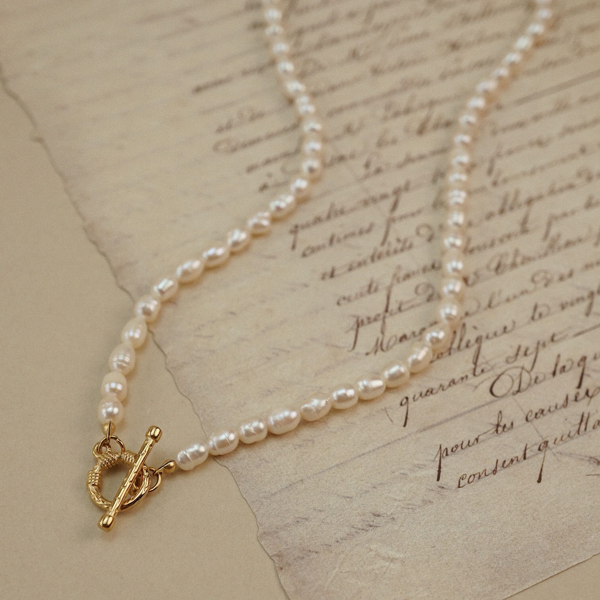 TOGGLE CLASP FRESHWATER PEARL NECKLACE L I T H E R A P Y