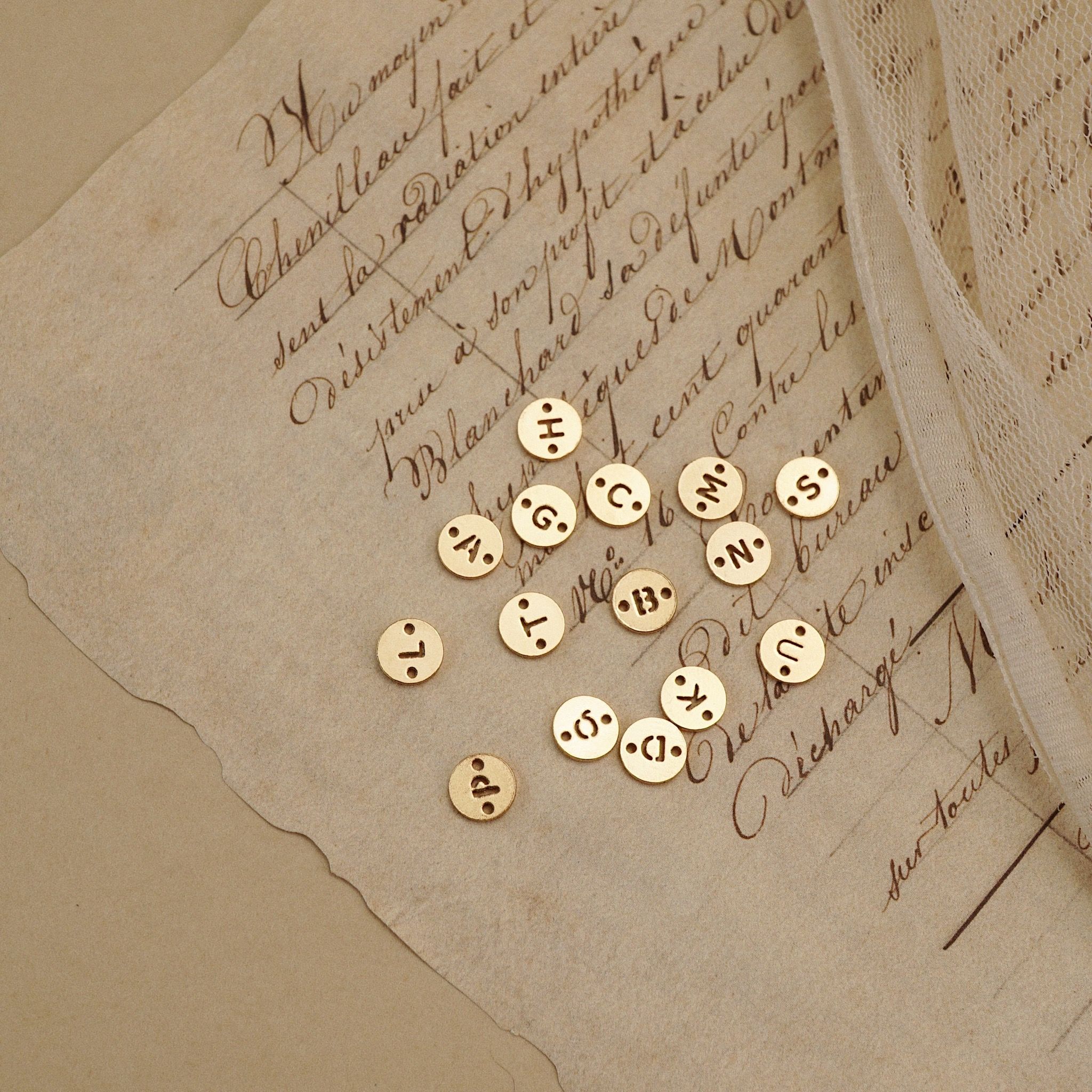 ROUND LETTER LINK - STONE RECTANGLE BRACELET S A T E L L I T E