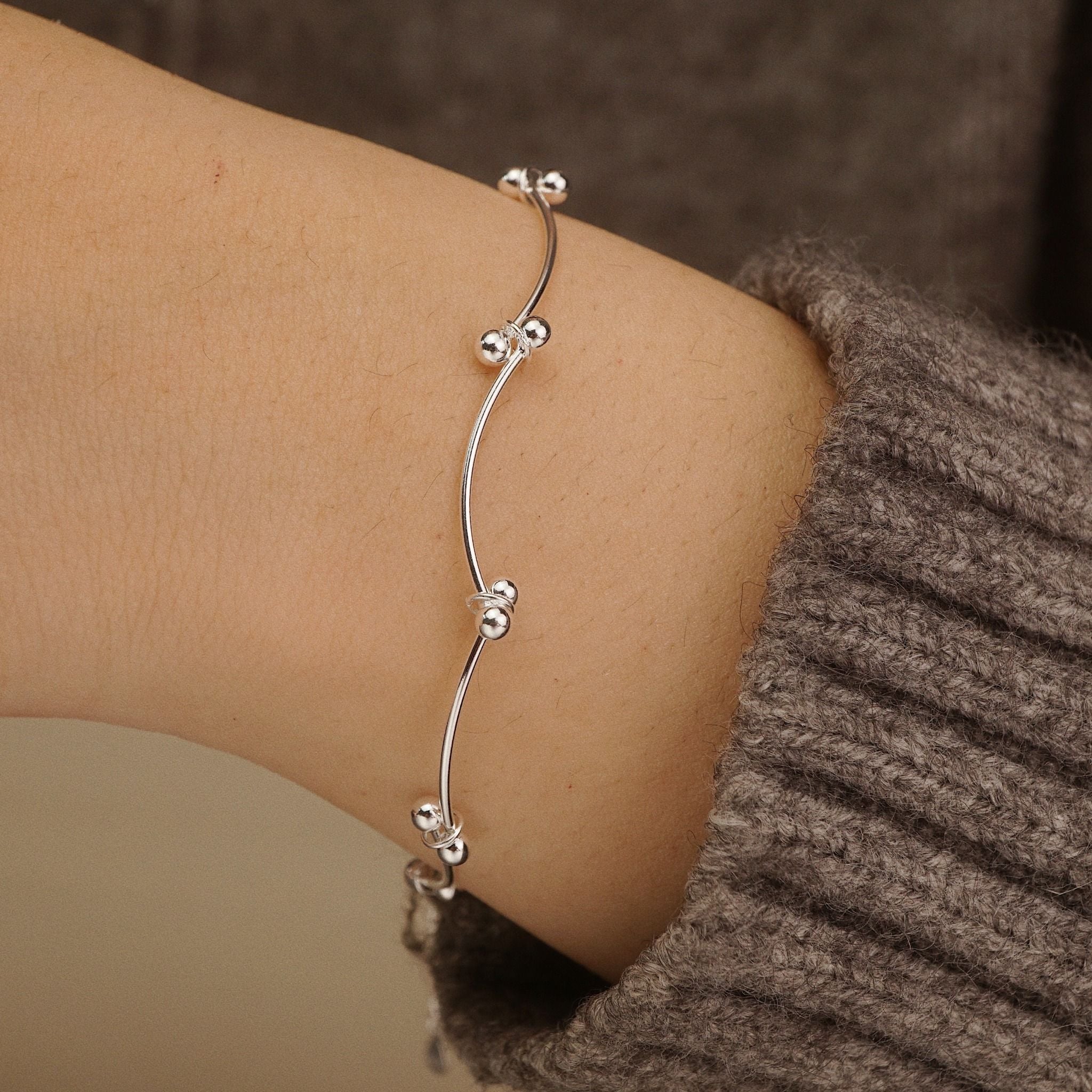 WAVE FLOW BRACELET (S) S A T E L L I T E