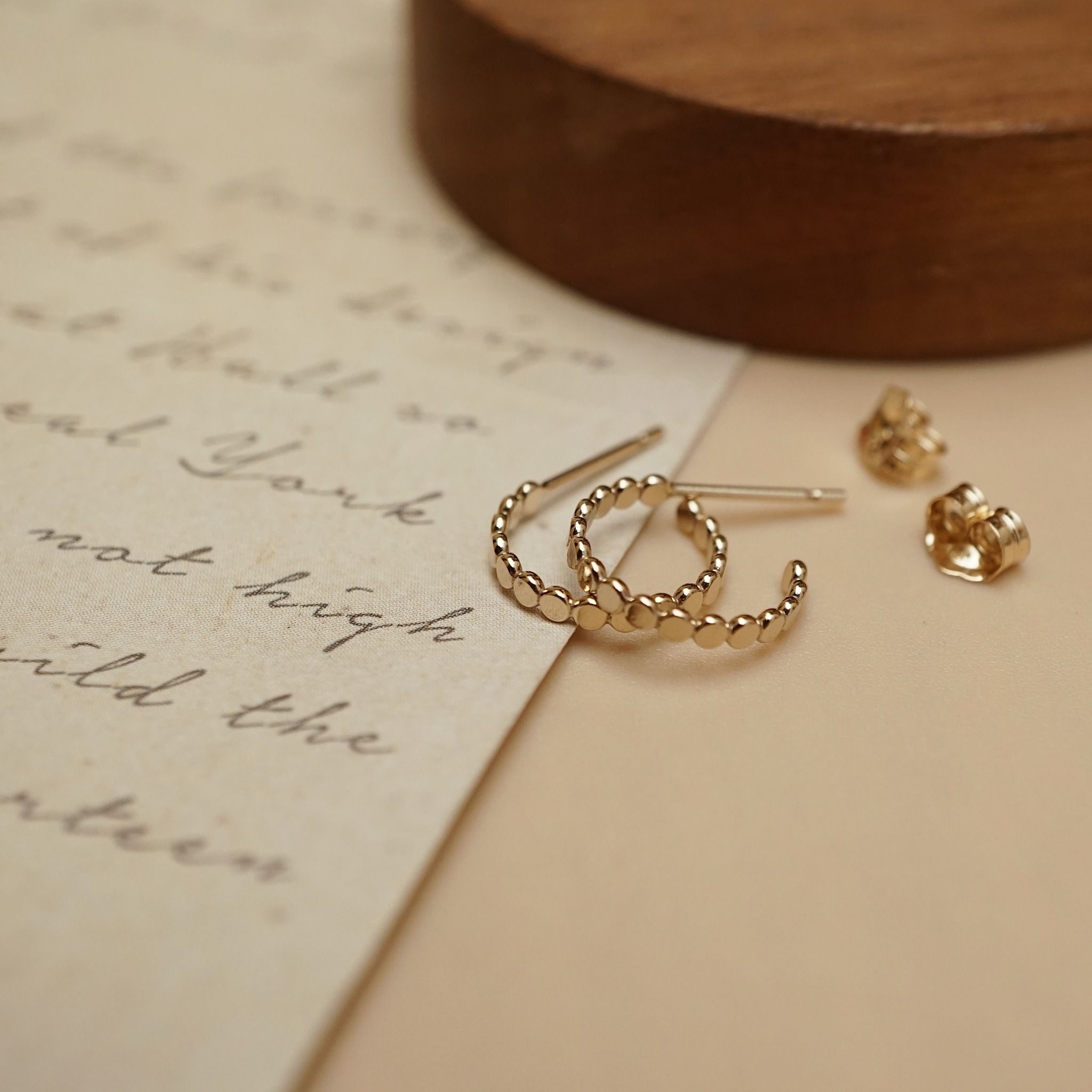 DOT HOOP EARRINGS S A T E L L I T E