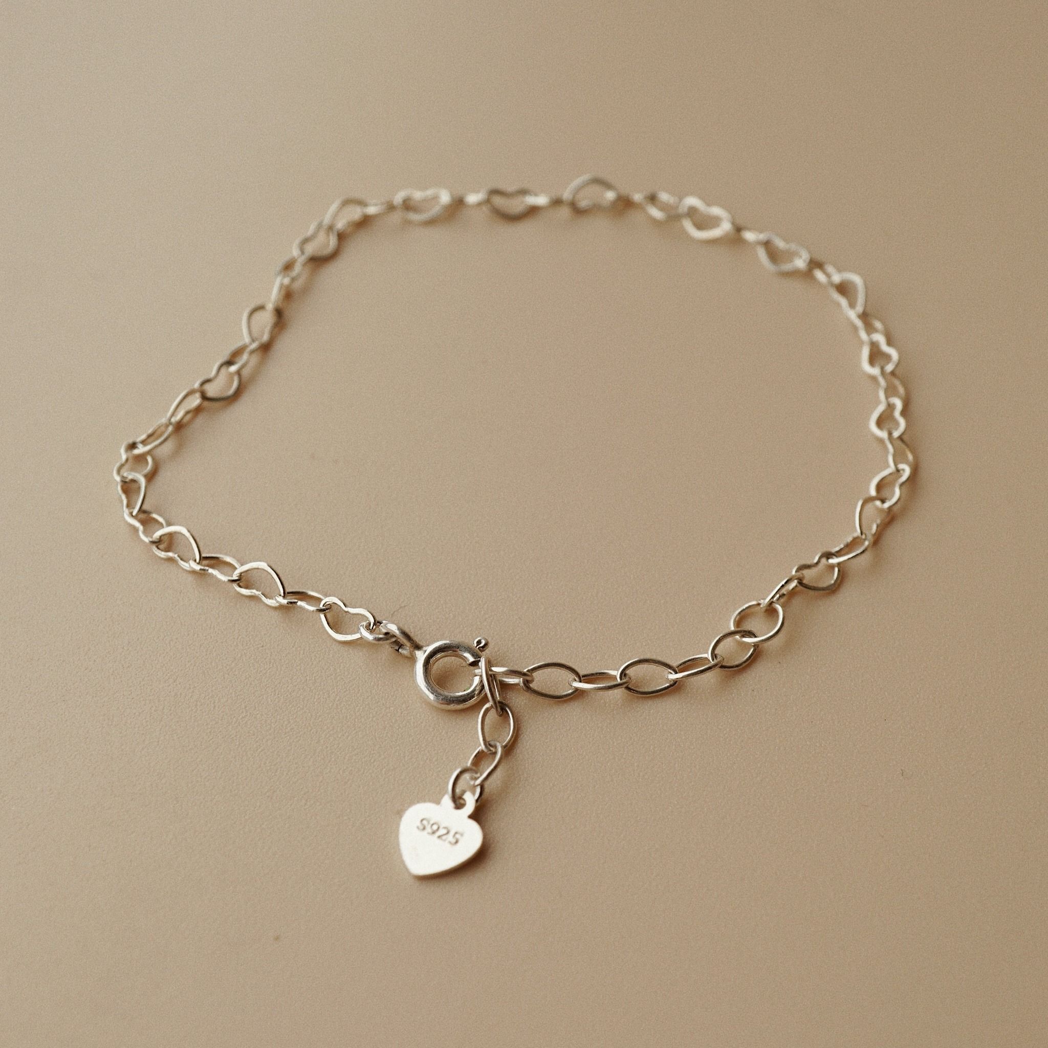 HEART LINK CHAIN BRACELET (S) S A T E L L I T E HEART LINK CHAIN BRACELET (S) S A T E L L I T E