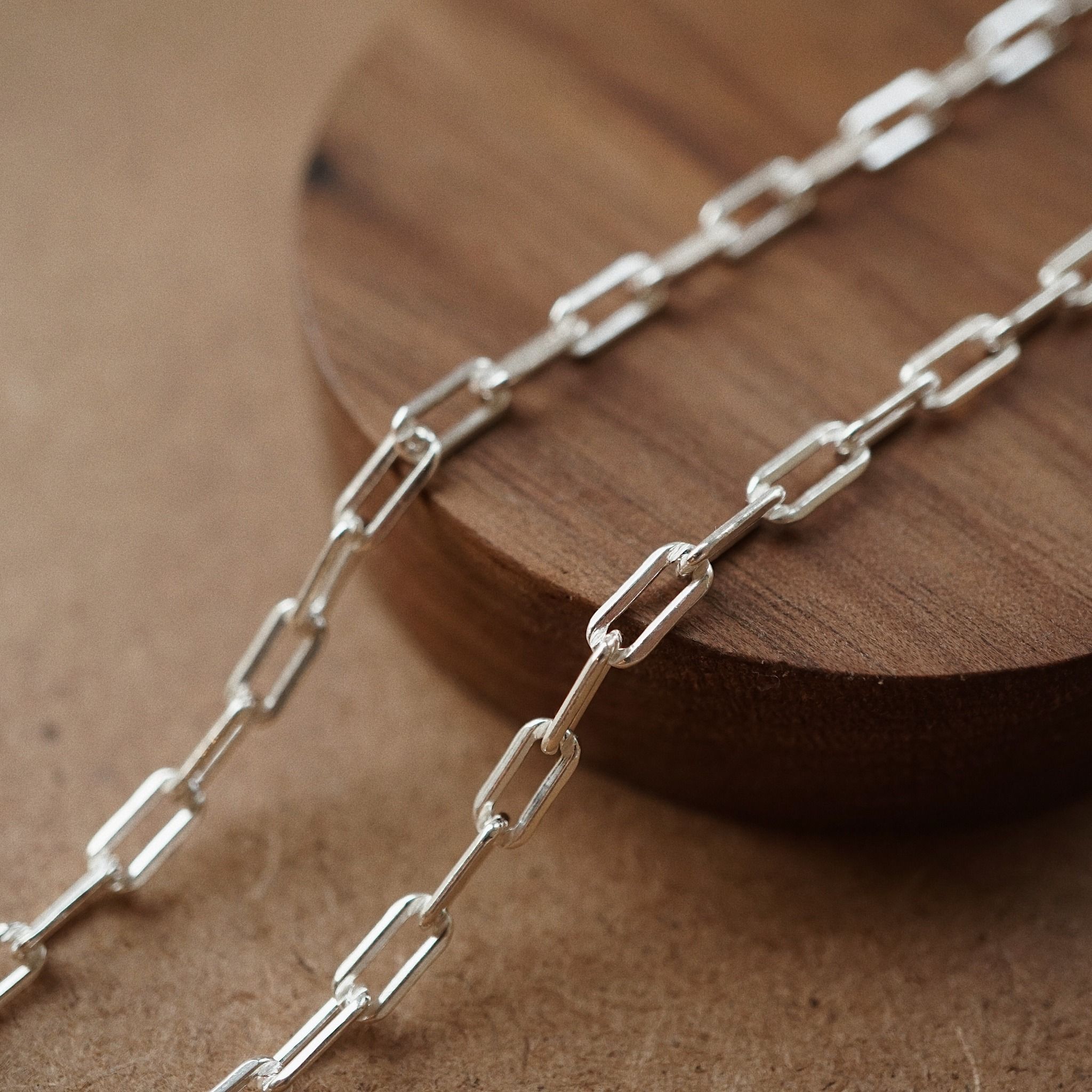 RECTANGLE CHAIN NECKLACE (S) S A T E L L I T E