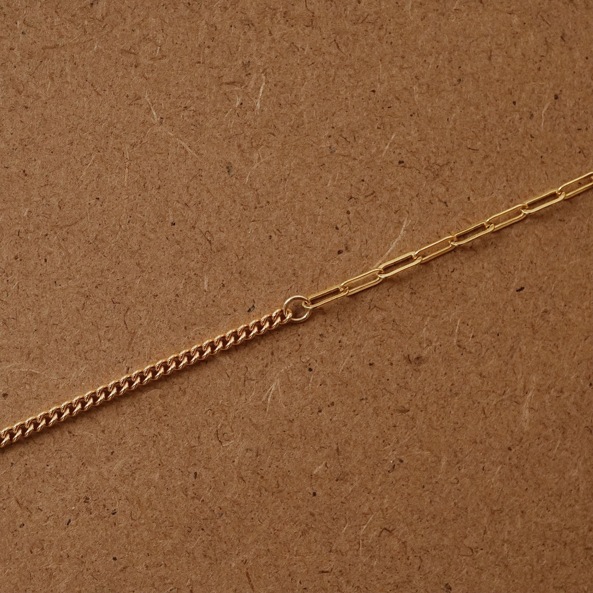 CURB - RECTANGLE CHAIN BRACELET S A T E L L I T E