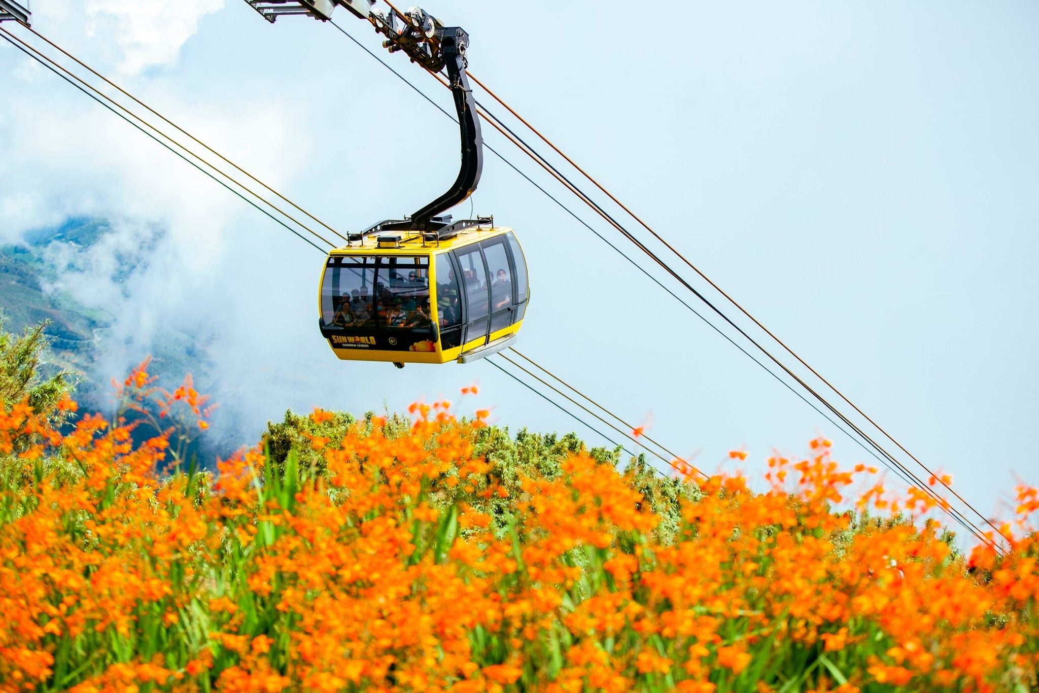 SUN WORLD FANSIPAN LEGEND (CABLE CAR) - A MUST SEE DESTINATIONIN SAPA ...
