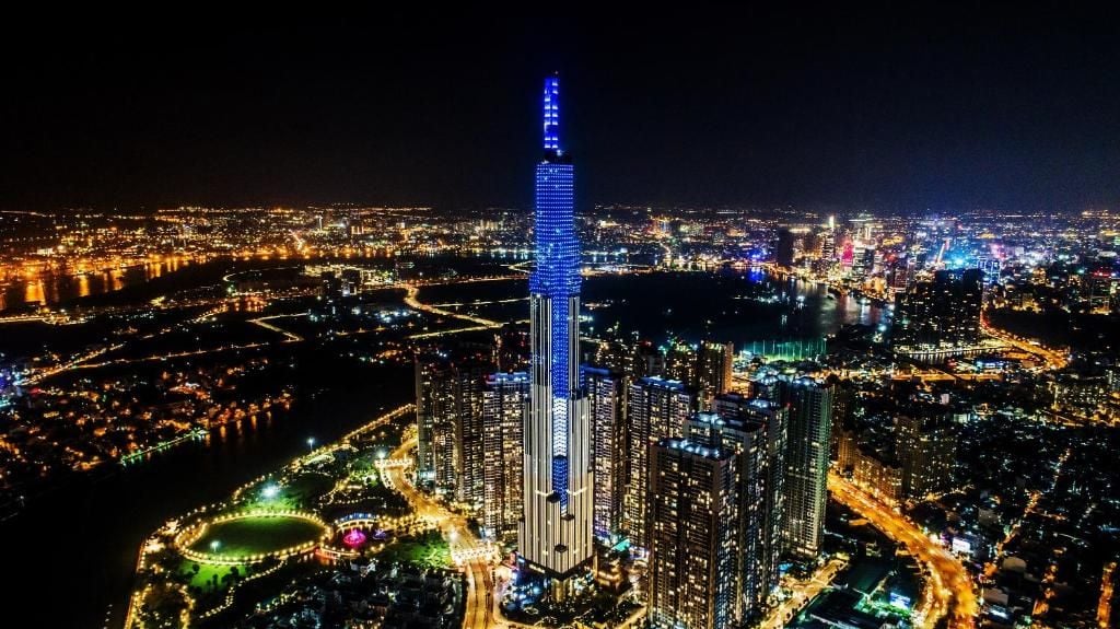 Vinpearl Landmark 81, Autograph Collection – EZ Tour