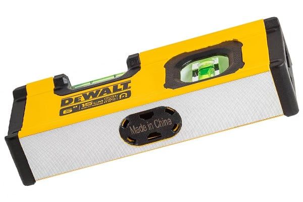 Thước thủy 15cm Dewalt DWHT42802 – Thiết bị cầm Tay Nguyên Khuê