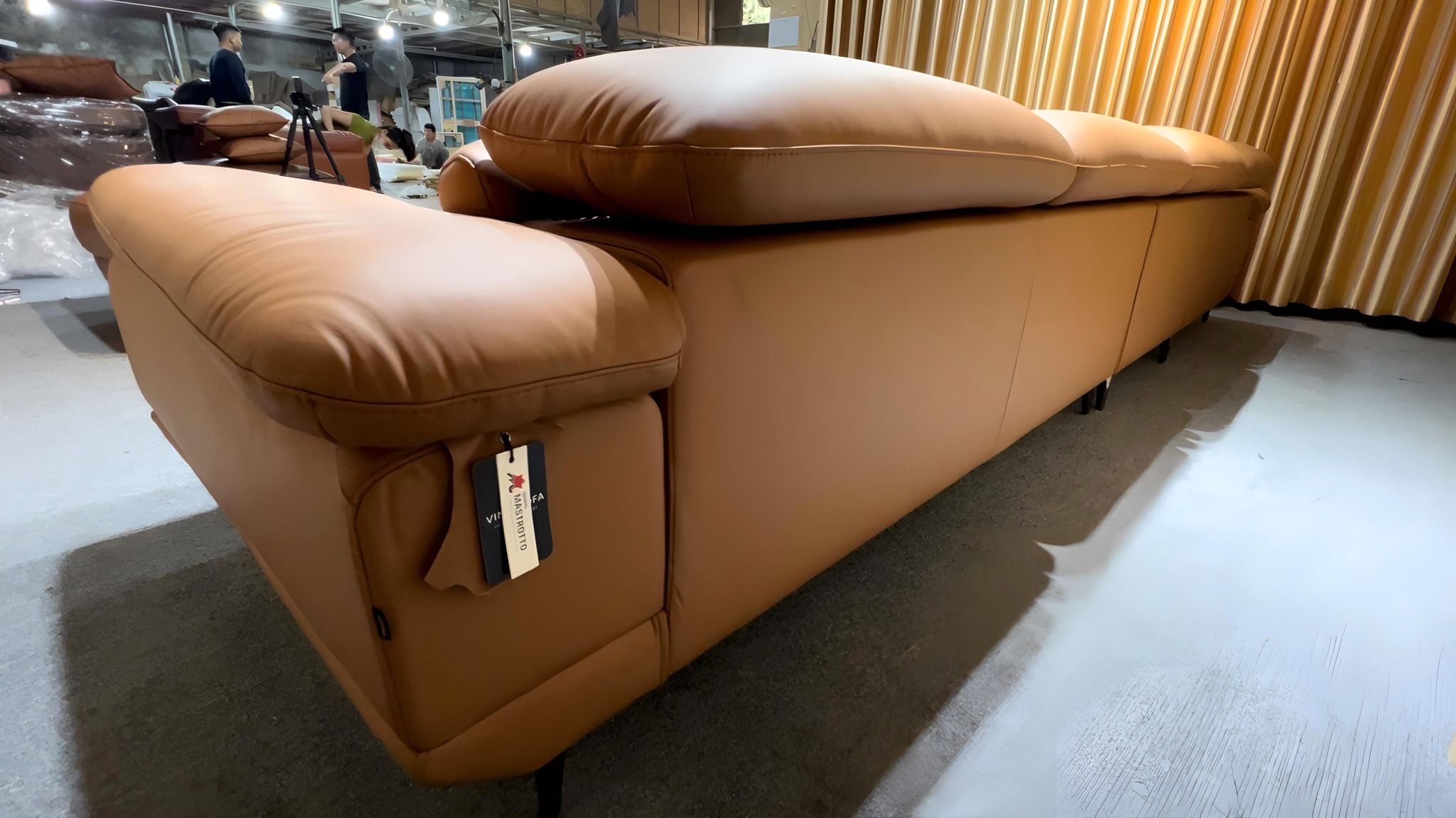 LYMAN - Sofa góc L bọc toàn bộ da bò Linea Mastrotto – VINH SOFA