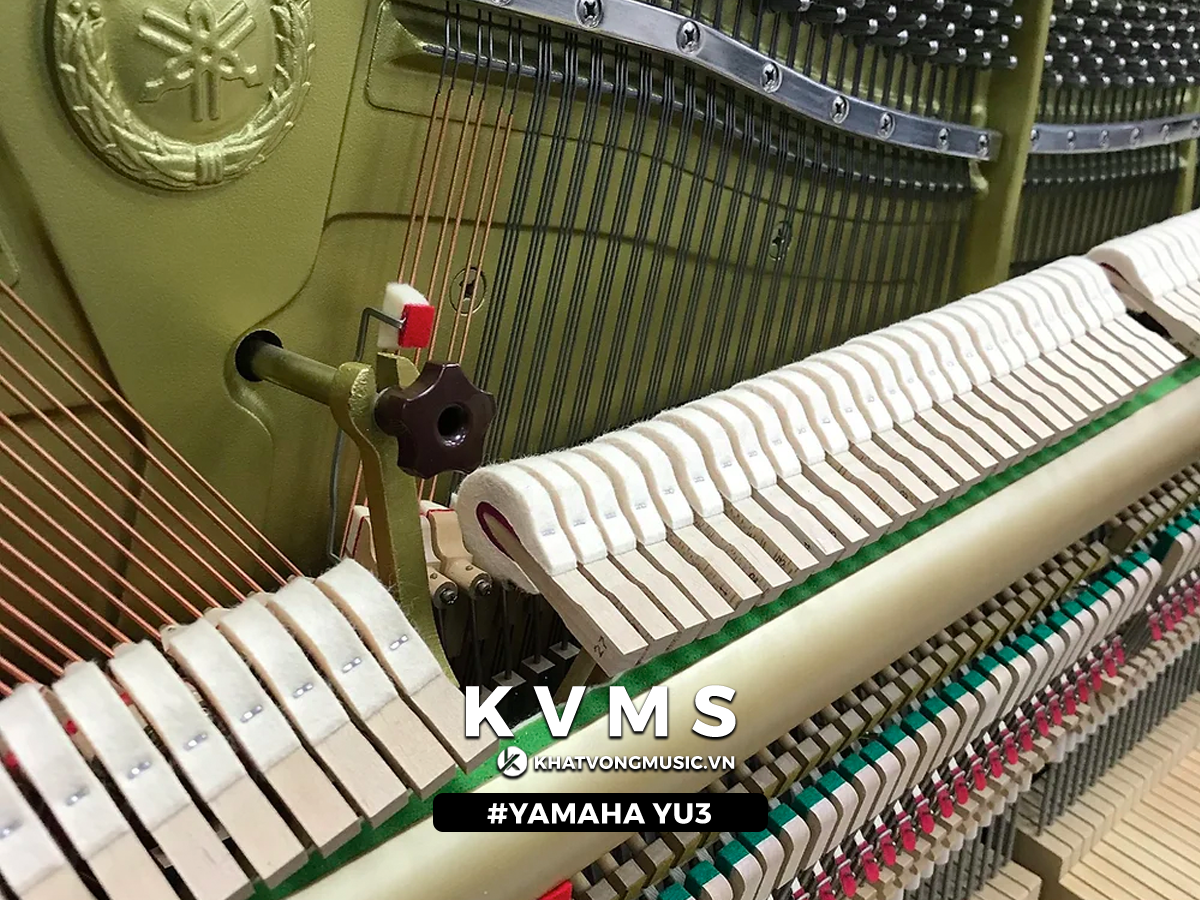 Piano Upright YAMAHA YU3
