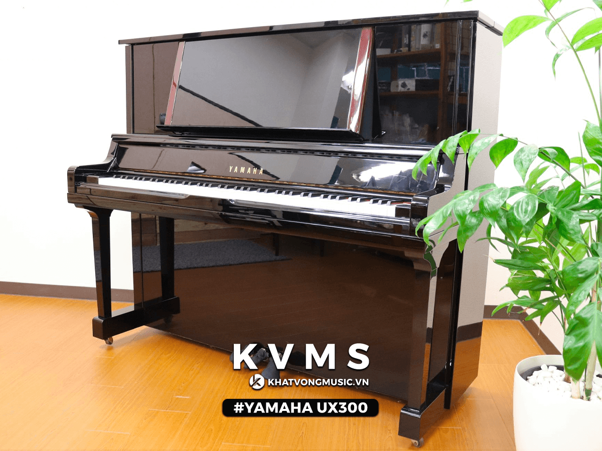 Piano Upright Yamaha UX300