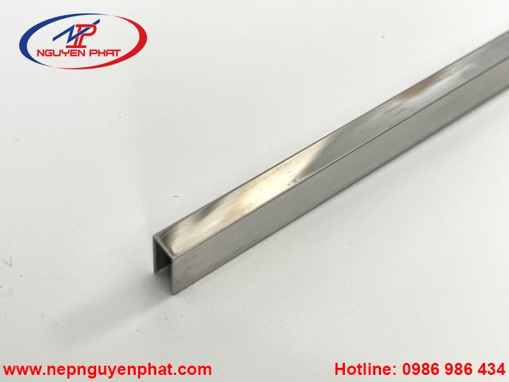 Nẹp Inox Chữ U 5mm giá siêu rẻ, vận chuyển linh hoạt trên toàn quốc – nepnguyenphat