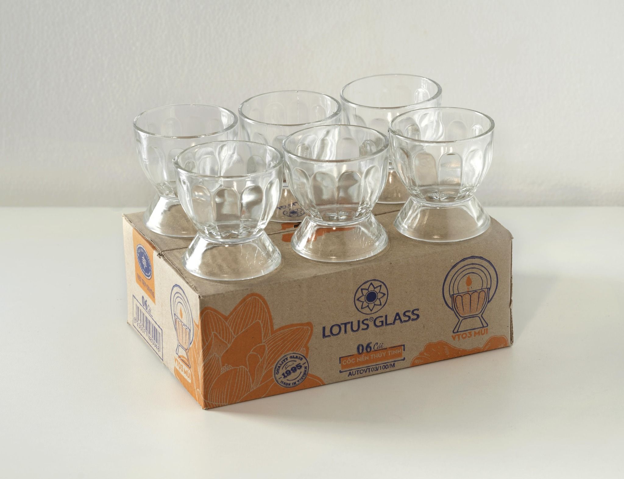 Cốc VT 03 múi hộp carton – Lotus Glass