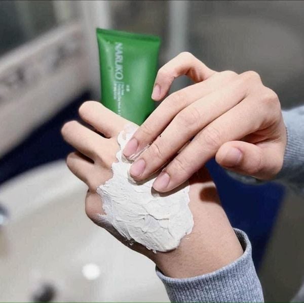 Sữa Rửa Mặt Tea Tree Naruko Clay Mask-Cleanser 2in1 Sạch Sâu Lỗ Chân ...