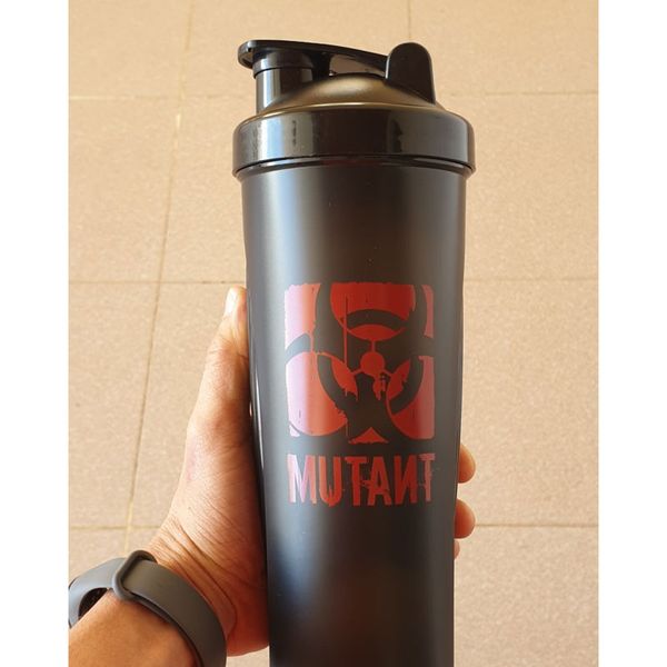 MUTANT Shaker 1n 1l – GymWhey Shop