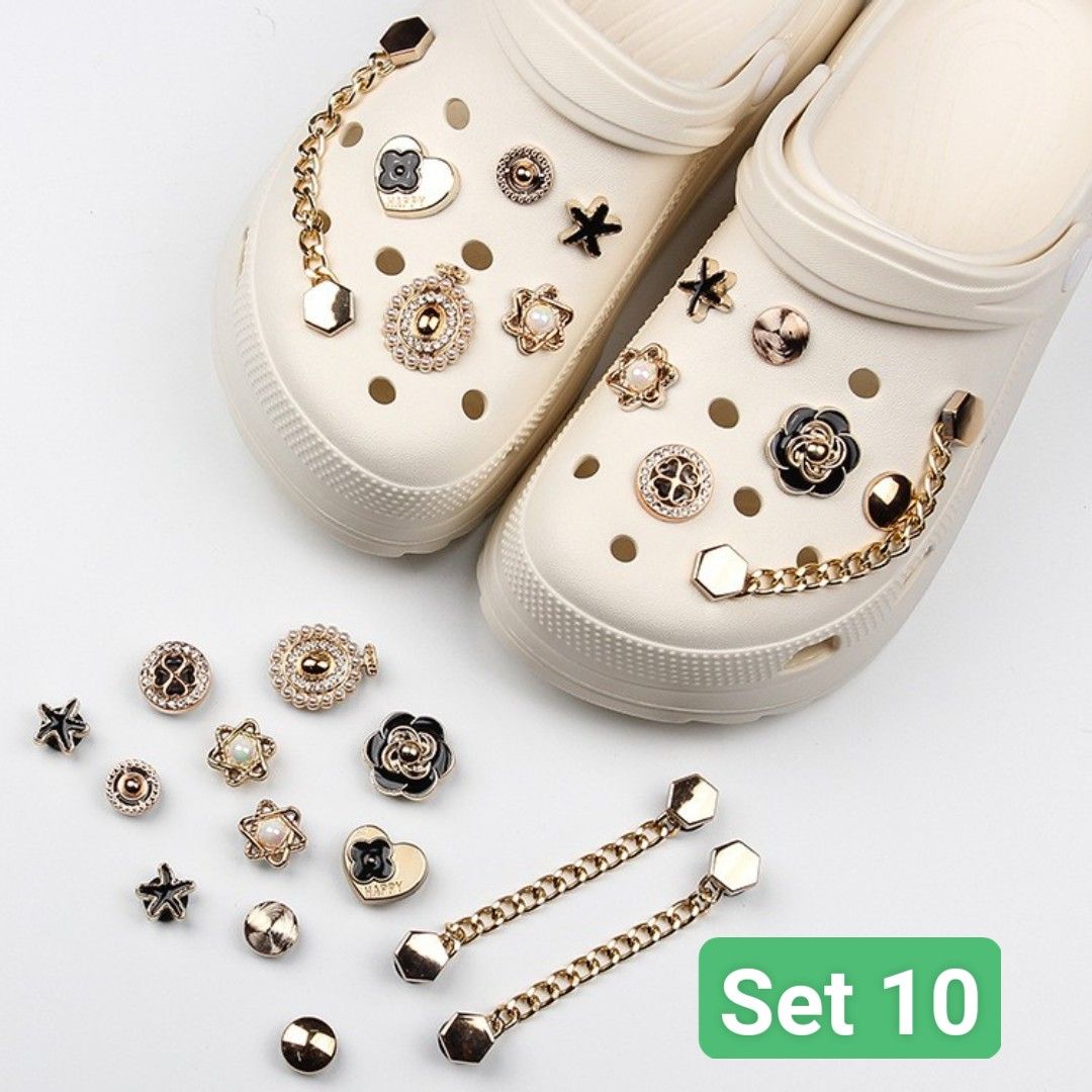 Set Jibbitz charms giả kim gắn trang trí dép cross – Nhà Cá Sấu