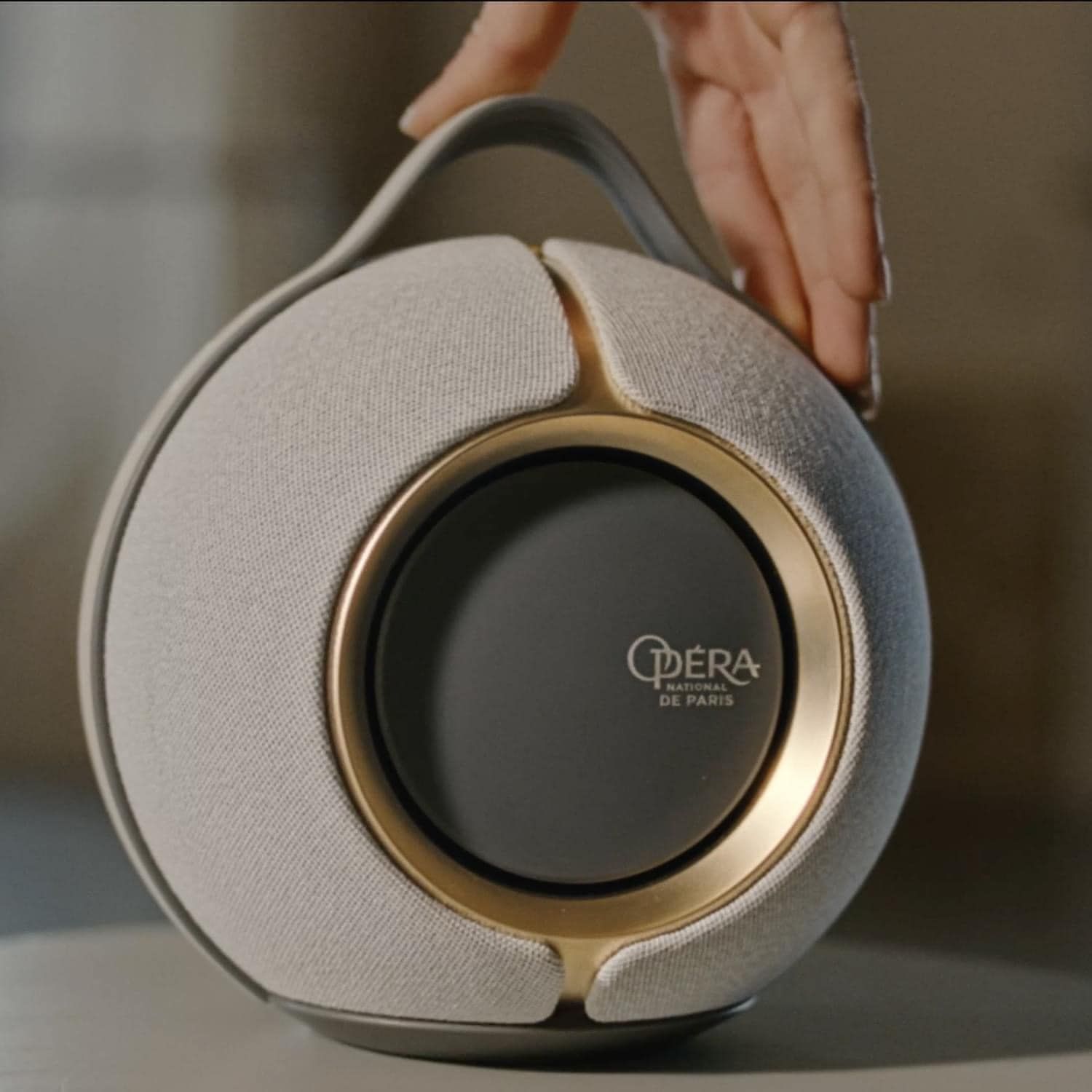 Loa di động cao cấp Devialet Mania Opera De Paris – Gia dụng xách tay Đức
