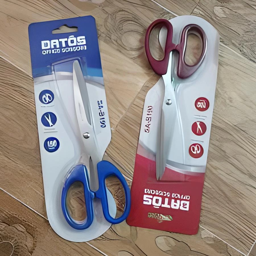 Kéo văn phòng Batos – HIỆU SÁCH MAI