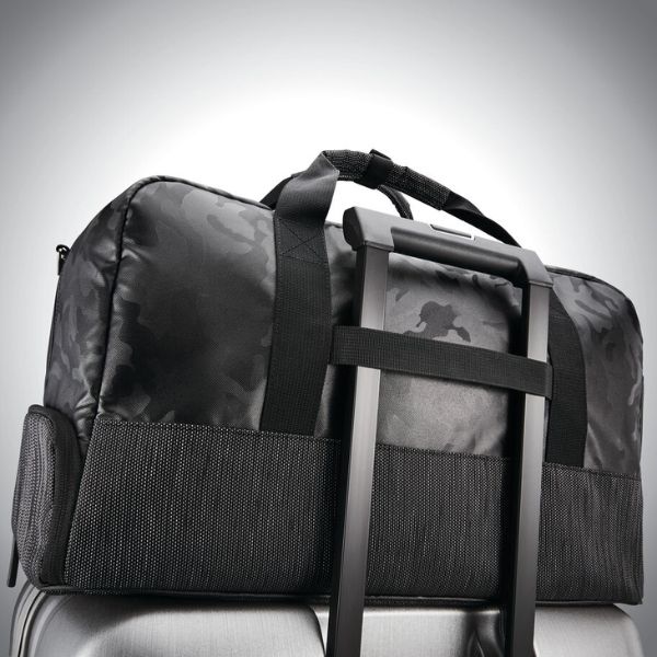 Túi du lịch Samsonite Quadrion 20' Duffel có đựng giày