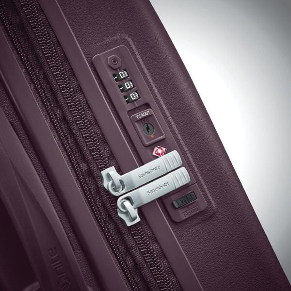 Vali Samsonite Voltage DLX Spinner thiết kế đẹp, an toàn, tiện lợi