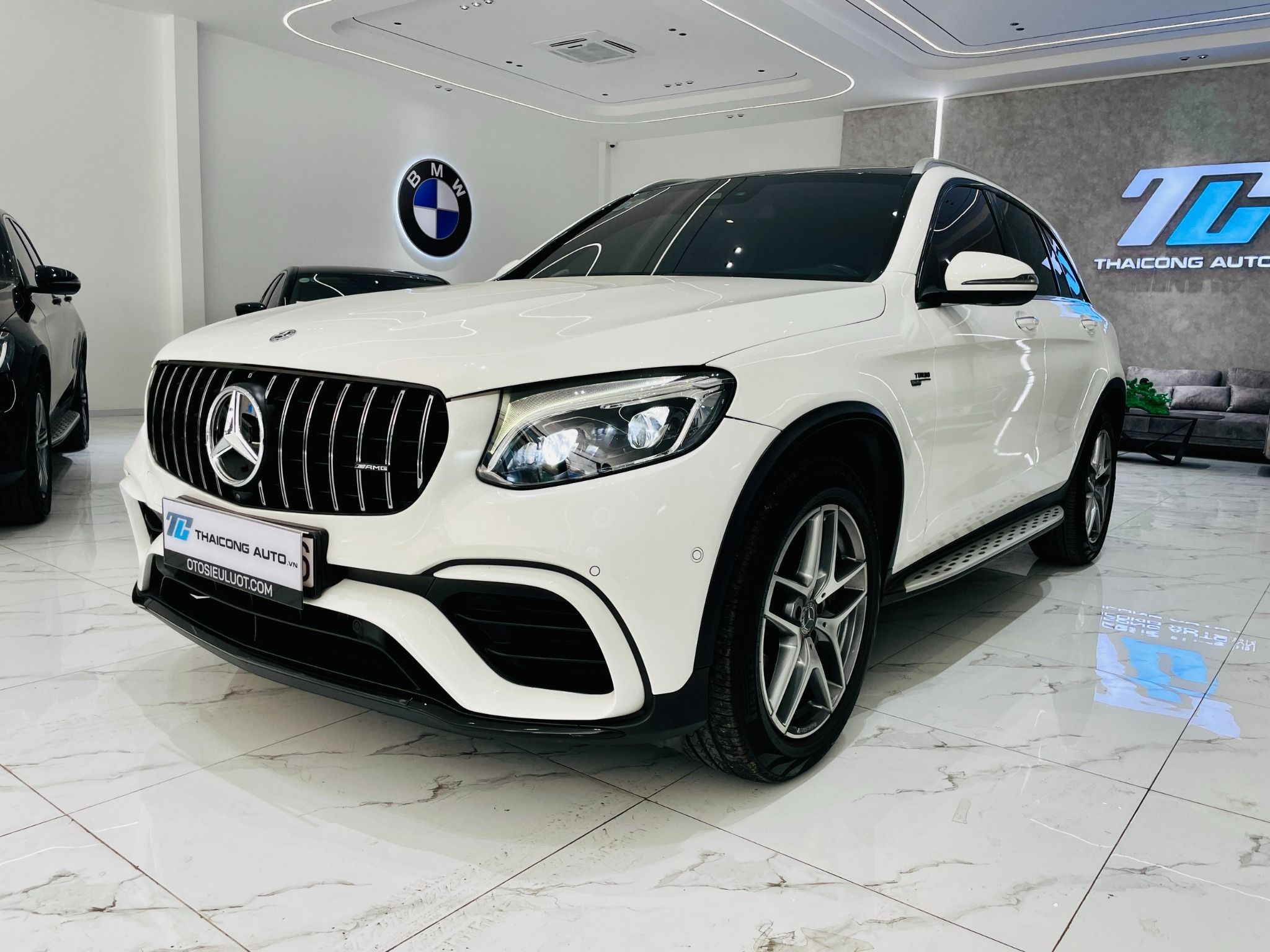 GLC300 MODEL 2019 – Thái Công Auto