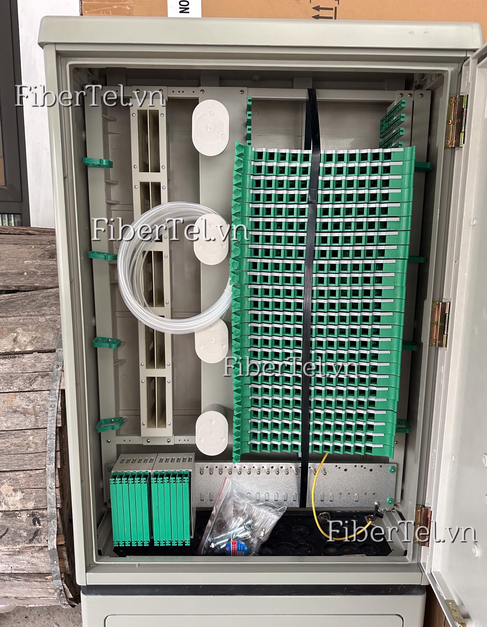 Tủ phối quang ODF ngoài trời 288FO – FiberTel