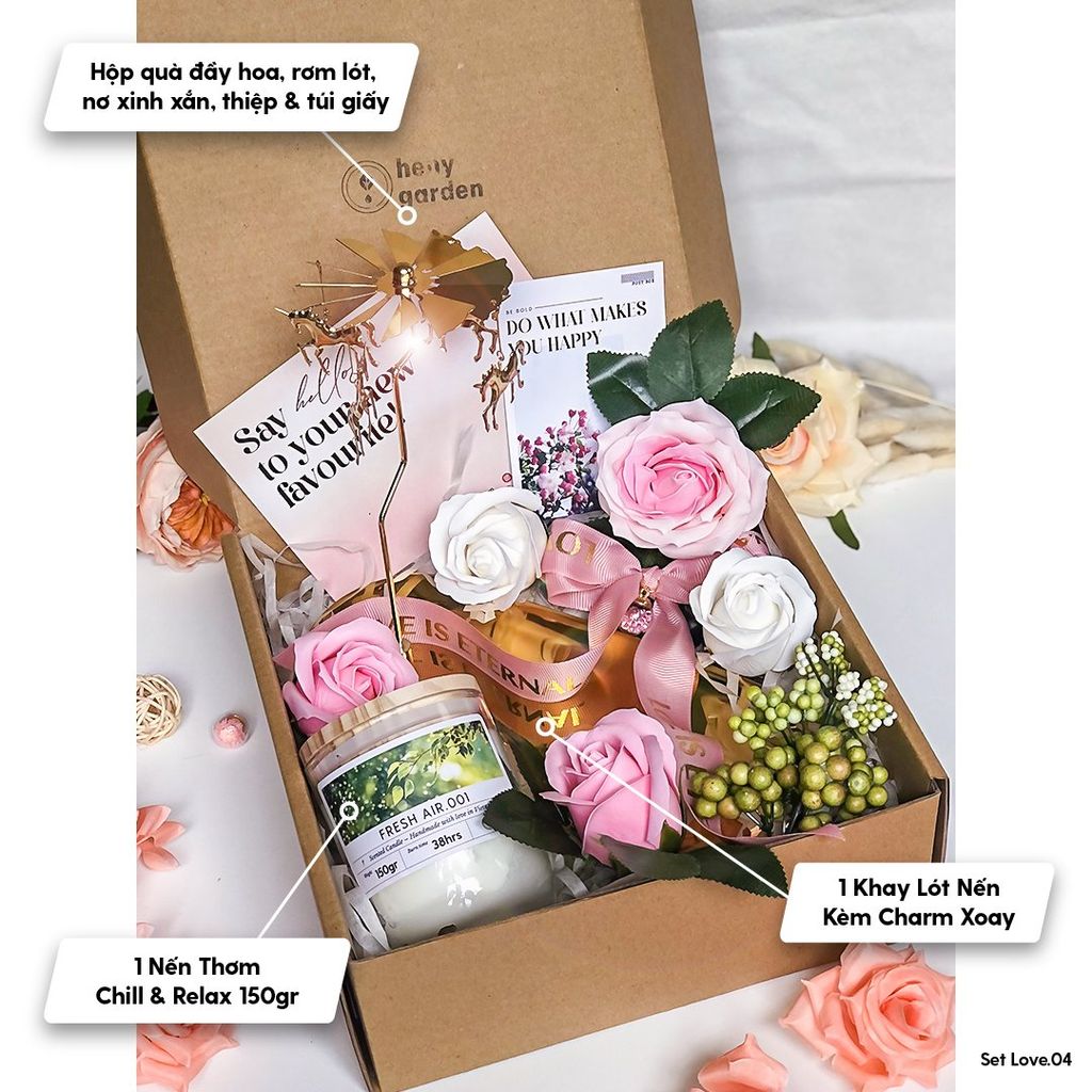 Set Quà Tặng 8/3 20/10 Nến Thơm và Hoa HENY GARDEN Giao Ngay