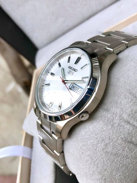 Seiko 38mm Nam SNK789K1-VNLUX - Đồng hồ chính hãng