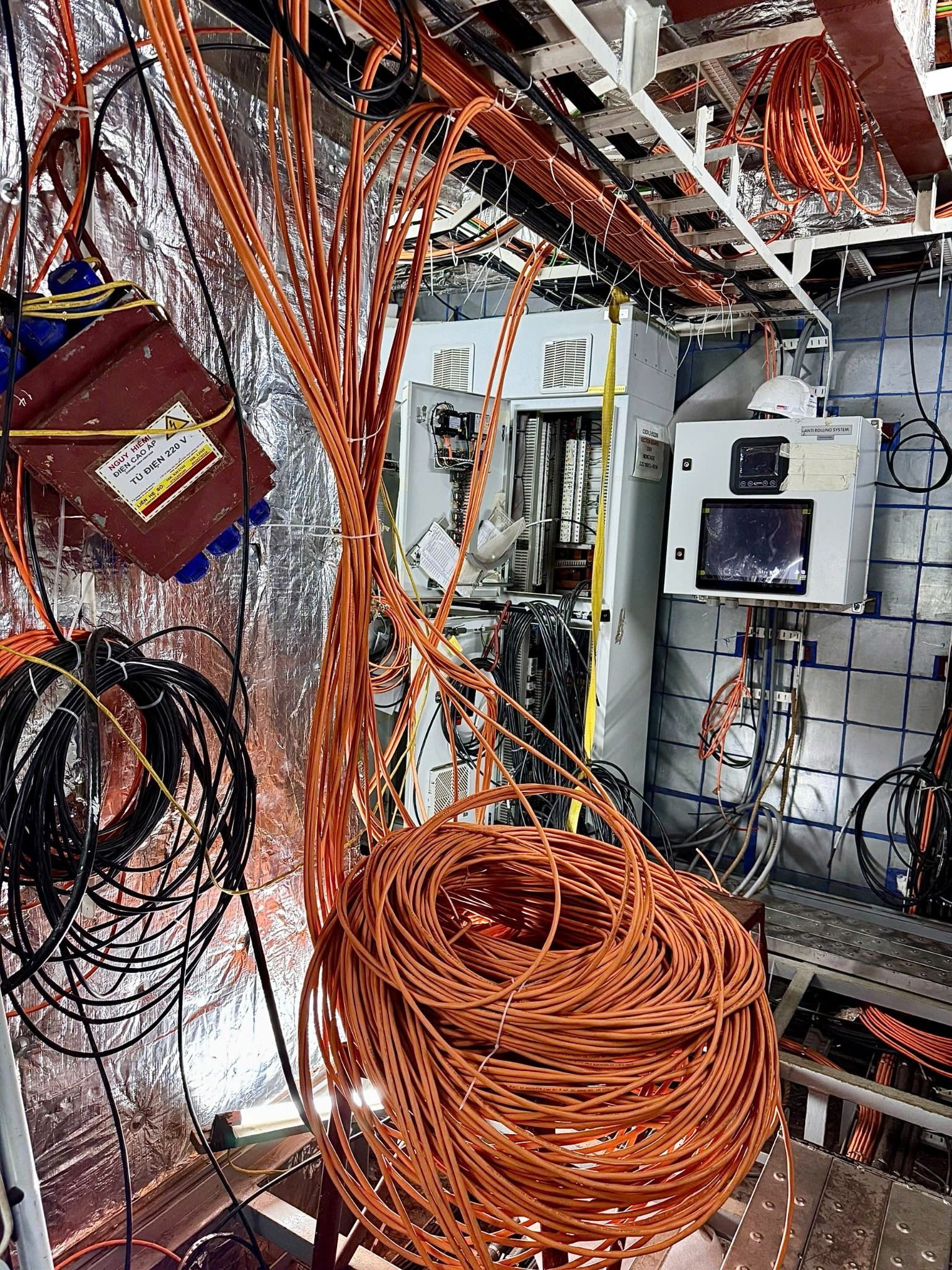 ELECTRICAL WIRES INSTALLATION ON VESSELS IN HA LONG, VIETNAM – CÔNG TY ...