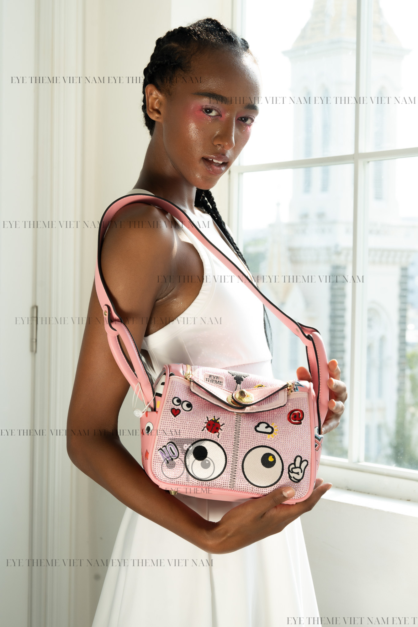 EYETHEME 】Túi Dáng Lindy Đính Kim Tuyến 2585 – Eye Theme VN