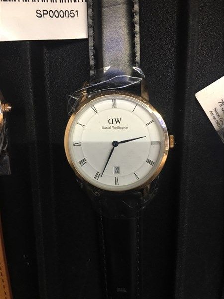 DW Dapper, 34mm, dây đen, màu vàng hồng, mặt trắng – timemachine