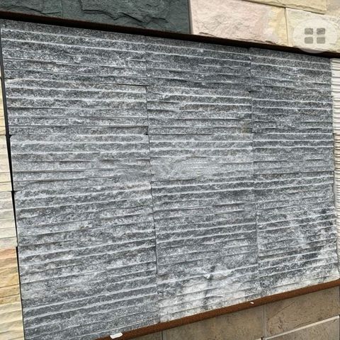 Đá chẻ đen– Đá Sân Vườn