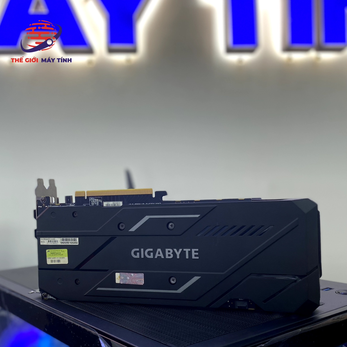 VGA GIGABYTE GeForce GTX 1660 SUPER GAMING OC 6G - 3 fan