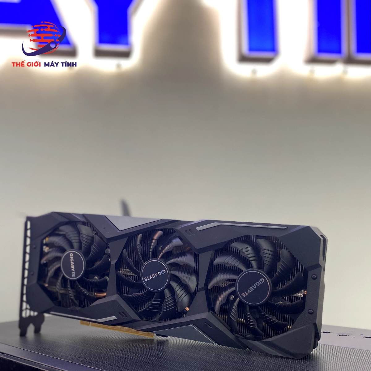 VGA GIGABYTE GeForce GTX 1660 SUPER GAMING OC 6G - 3 fan