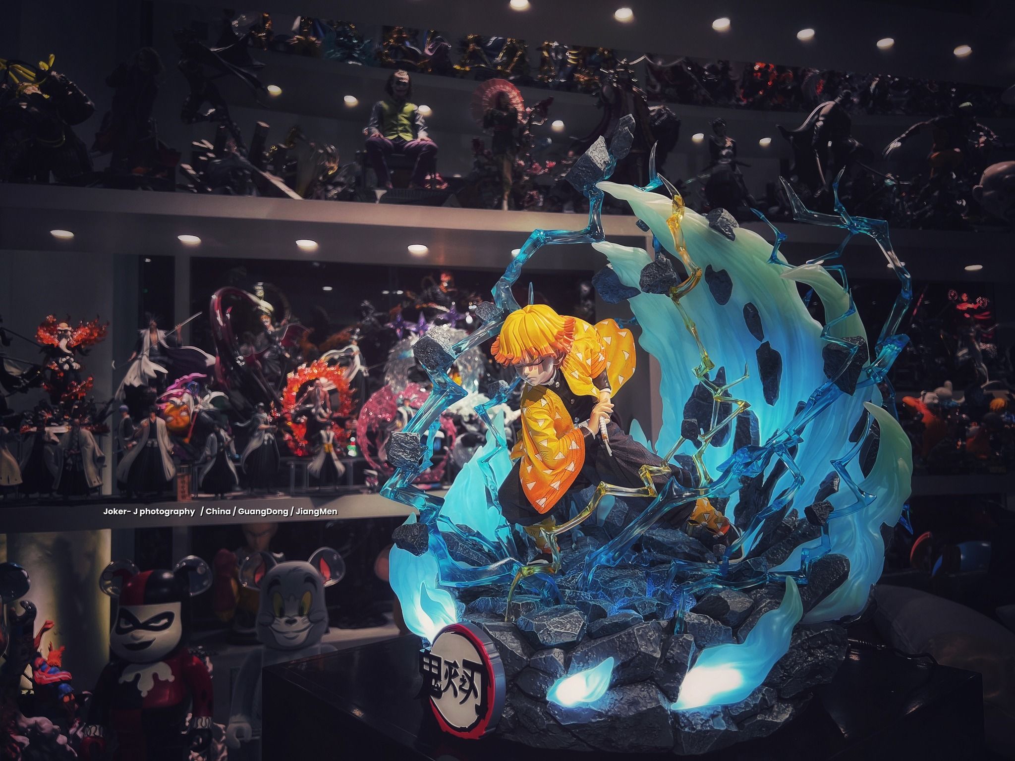 Zenitsu Agatsuma - Kimetsu no Yaiba - Infinite Studio – Arthur Figure Real