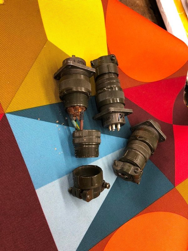 T14-15B AMPHENOL 5 pin - Heavy Duty Cylindrical Connector – Dũng Audio ...
