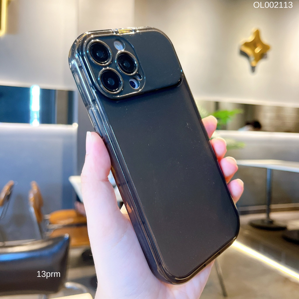 ỐP IP 13 Pro Max dẻo màu trong camera gương